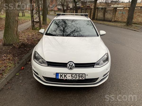 White Volkswagen Golf 2016 in Riga, with an engine capacity of 1.60 L and mileage of 231 thousand km for 4500 €, photo 3 on AUTOMOTO.COM.LV
