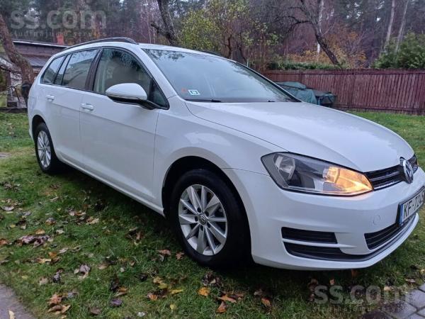 White Volkswagen Golf 2016 in Riga, with an engine capacity of 1.60 L and mileage of 198 thousand km for 5950 €, photo 3 on AUTOMOTO.COM.LV