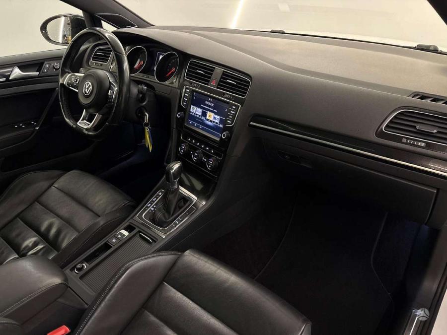 Balts Volkswagen Golf 2016 Marijampole, ar dzinēja tilpumu 1.97 L un nobraukumu 191 tūkst. km par 11999 €, foto 31 vietnē AUTOMOTO.COM.LV
