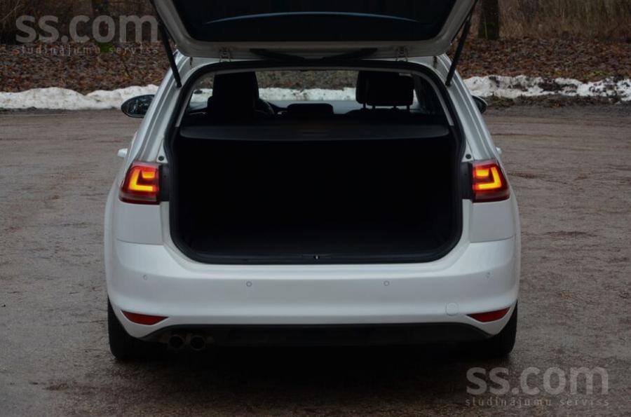 Balts Volkswagen Golf 2016 Rīga, ar dzinēja tilpumu 2.00 L un nobraukumu 257 tūkst. km par 7990 €, foto 27 vietnē AUTOMOTO.COM.LV