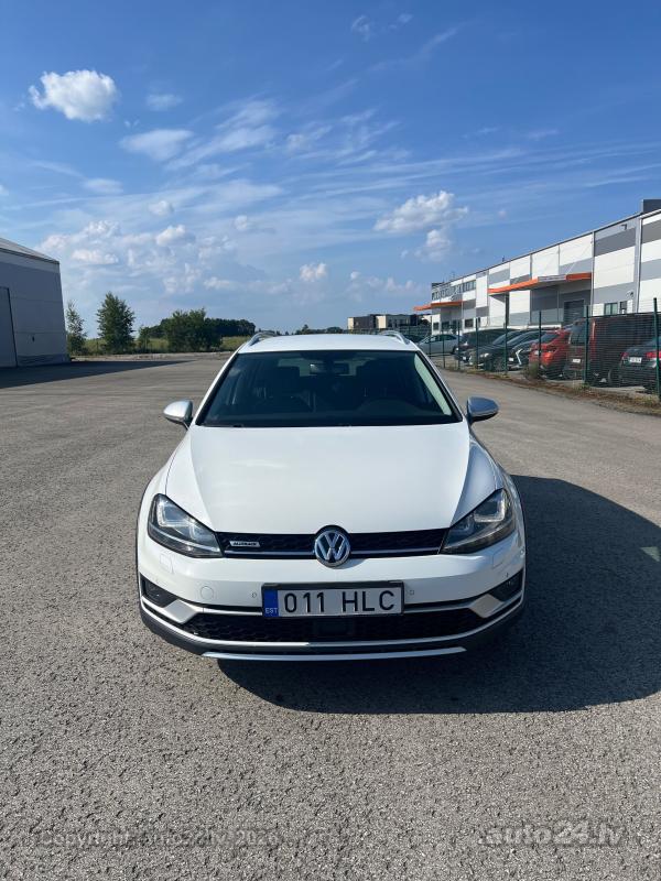 Balts Volkswagen Golf 2016 Tallina, ar dzinēja tilpumu 2.00 L un nobraukumu 157 tūkst. km par 11499 €, foto 2 vietnē AUTOMOTO.COM.LV