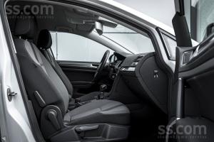 Balts Volkswagen Golf 2016 Rīga, ar dzinēja tilpumu 2.00 L un nobraukumu 213 tūkst. km par 9995 €, foto 14 vietnē AUTOMOTO.COM.LV