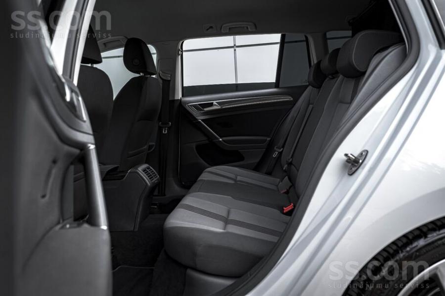 Balts Volkswagen Golf 2016 Rīga, ar dzinēja tilpumu 2.00 L un nobraukumu 213 tūkst. km par 9995 €, foto 15 vietnē AUTOMOTO.COM.LV