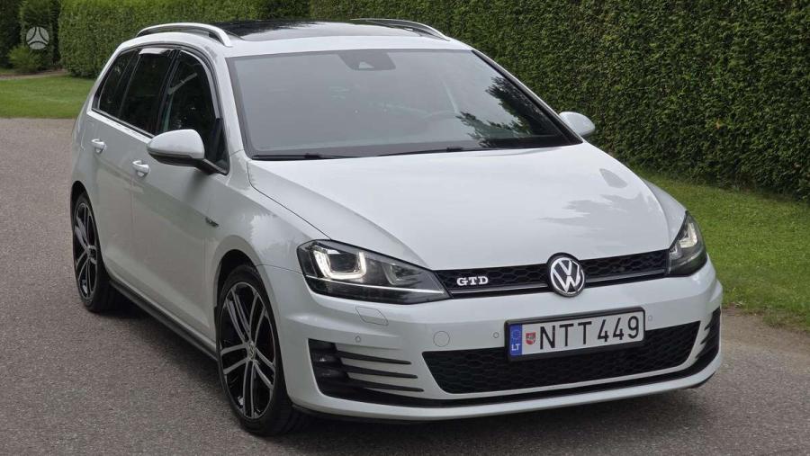 White Volkswagen Golf 2016 in Raseiniai, with an engine capacity of 1.97 L and mileage of 236 thousand km for 9990 €, photo 1 on AUTOMOTO.COM.LV