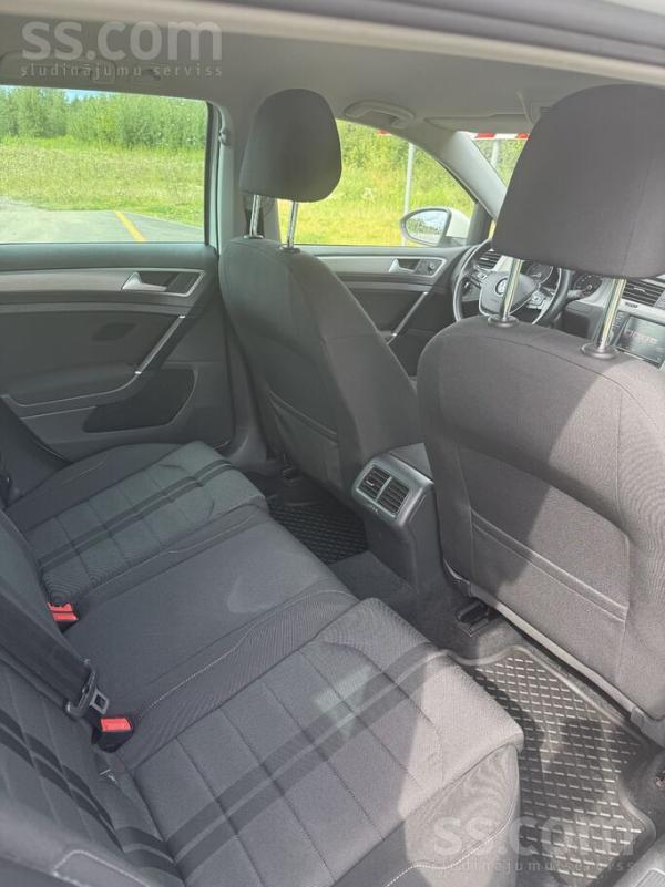 White Volkswagen Golf 2016 in Riga, with an engine capacity of 1.40 L and mileage of 262 thousand km for 5200 €, photo 6 on AUTOMOTO.COM.LV