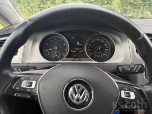 White Volkswagen Golf 2016 in Riga, with an engine capacity of 1.40 L and mileage of 262 thousand km for 5200 €, photo 9 on AUTOMOTO.COM.LV