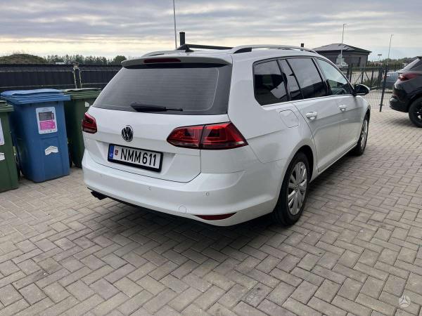 White Volkswagen Golf 2016 in Kaunas, with an engine capacity of 1.97 L and mileage of 329 thousand km for 7500 €, photo 7 on AUTOMOTO.COM.LV