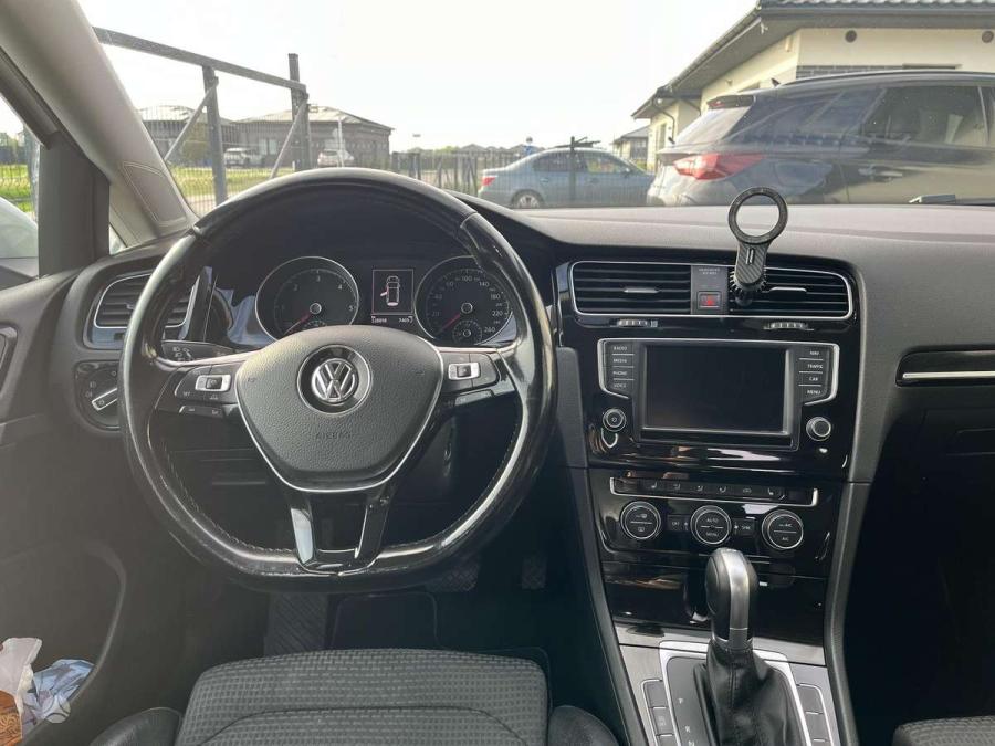 Balts Volkswagen Golf 2016 Kauņa, ar dzinēja tilpumu 1.97 L un nobraukumu 329 tūkst. km par 7500 €, foto 14 vietnē AUTOMOTO.COM.LV