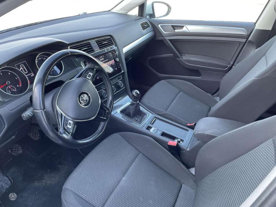 Balts Volkswagen Golf 2017 Kauņa, ar dzinēja tilpumu 1.60 L un nobraukumu 215 tūkst. km par 7450 €, foto 8 vietnē AUTOMOTO.COM.LV