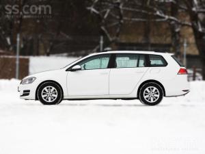 White Volkswagen Golf 2017 in Riga, with an engine capacity of 1.60 L and mileage of 234 thousand km for 8700 €, photo 4 on AUTOMOTO.COM.LV
