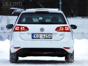 White Volkswagen Golf 2017 in Riga, with an engine capacity of 1.60 L and mileage of 234 thousand km for 8700 €, photo 6 on AUTOMOTO.COM.LV