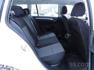 White Volkswagen Golf 2017 in Riga, with an engine capacity of 1.60 L and mileage of 234 thousand km for 8700 €, photo 11 on AUTOMOTO.COM.LV
