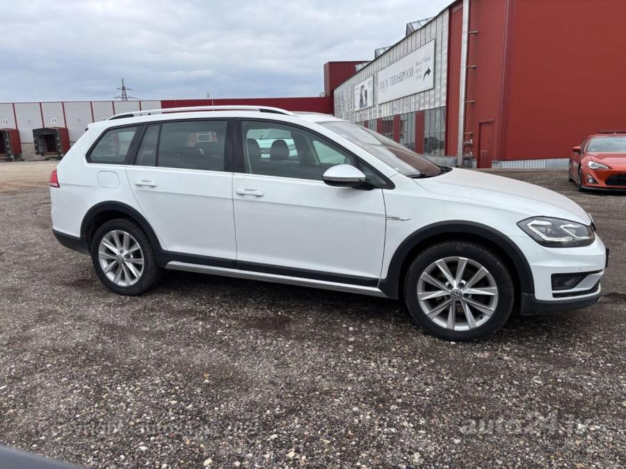 Balts Volkswagen Golf 2017 Viljandi, ar dzinēja tilpumu 2.00 L un nobraukumu 209 tūkst. km par 12999 €, foto 6 vietnē AUTOMOTO.COM.LV