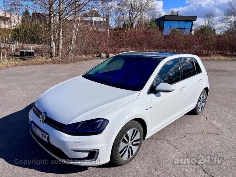 White Volkswagen Golf 2017 in Tallinn, with an engine capacity of 0.00 L and mileage of 91 thousand km for 10900 €, photo 2 on AUTOMOTO.COM.LV