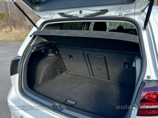 Balts Volkswagen Golf 2017 Tallina, ar dzinēja tilpumu 0.00 L un nobraukumu 91 tūkst. km par 10900 €, foto 7 vietnē AUTOMOTO.COM.LV
