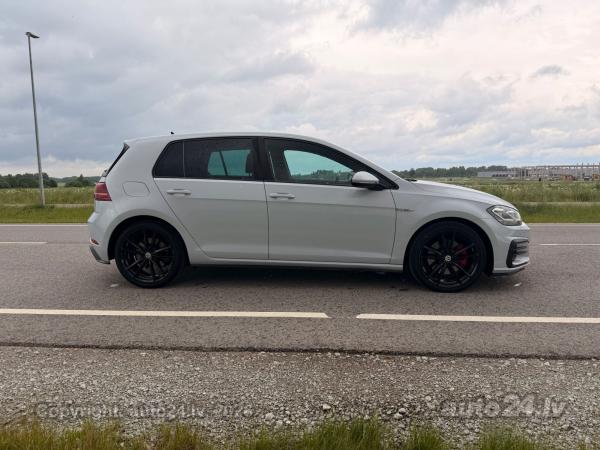 White Volkswagen Golf 2017 in Tallinn, with an engine capacity of 2.00 L and mileage of 225 thousand km for 17000 €, photo 4 on AUTOMOTO.COM.LV
