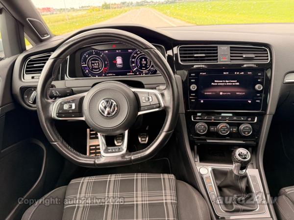White Volkswagen Golf 2017 in Tallinn, with an engine capacity of 2.00 L and mileage of 225 thousand km for 17000 €, photo 6 on AUTOMOTO.COM.LV