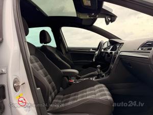 White Volkswagen Golf 2017 in Tallinn, with an engine capacity of 2.00 L and mileage of 225 thousand km for 17000 €, photo 8 on AUTOMOTO.COM.LV