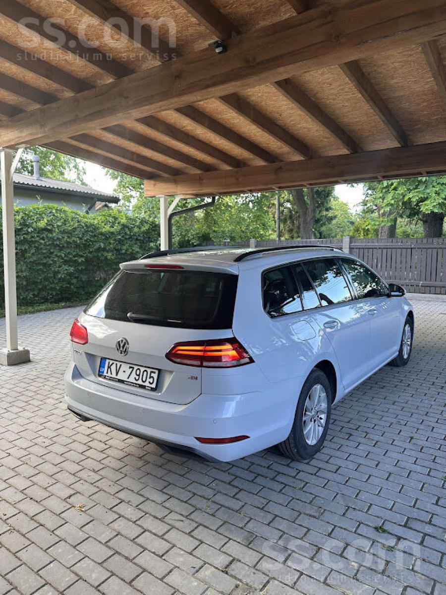 Balts Volkswagen Golf 2017 Rīga, ar dzinēja tilpumu 1.60 L un nobraukumu 184 tūkst. km par 8500 €, foto 4 vietnē AUTOMOTO.COM.LV