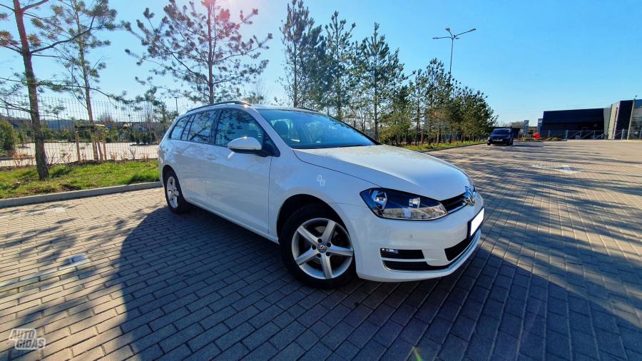 White Volkswagen Golf 2017 in Kaunas, with an engine capacity of 1.60 L and mileage of 245 thousand km for 6800 €, photo 4 on AUTOMOTO.COM.LV