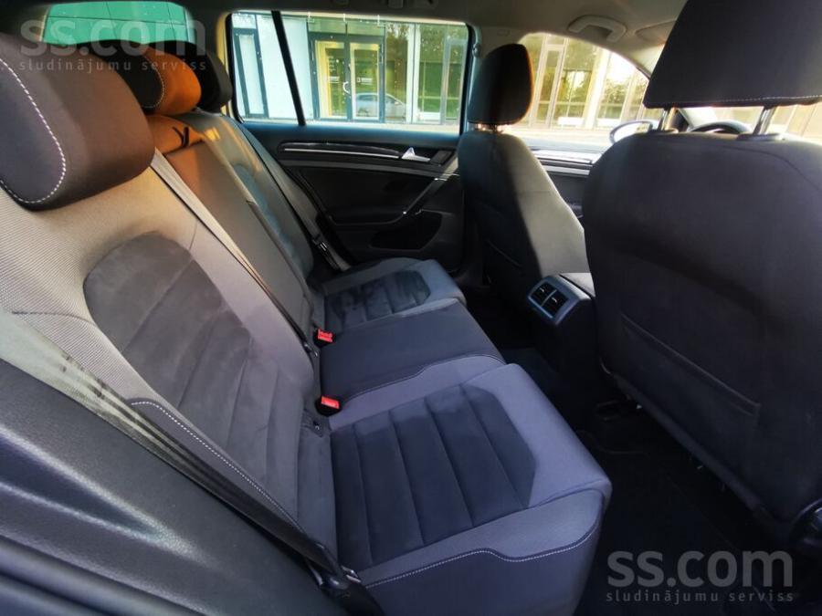 White Volkswagen Golf 2017 in Tukums, with an engine capacity of 2.00 L and mileage of 258 thousand km for 10199 €, photo 13 on AUTOMOTO.COM.LV