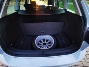 White Volkswagen Golf 2017 in Tukums, with an engine capacity of 2.00 L and mileage of 258 thousand km for 10199 €, photo 23 on AUTOMOTO.COM.LV