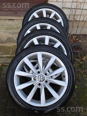 White Volkswagen Golf 2017 in Tukums, with an engine capacity of 2.00 L and mileage of 258 thousand km for 10199 €, photo 25 on AUTOMOTO.COM.LV