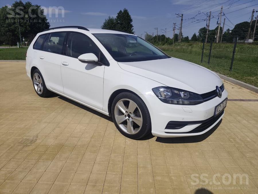 Balts Volkswagen Golf 2017 Rīga, ar dzinēja tilpumu 1.60 L un nobraukumu 260 tūkst. km par 6500 €, foto 3 vietnē AUTOMOTO.COM.LV