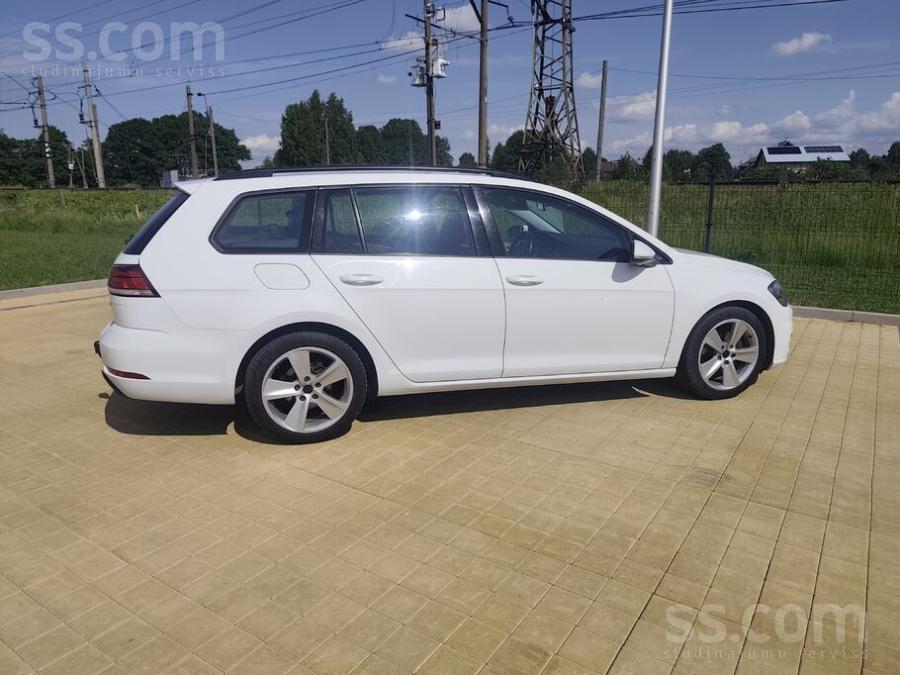 Balts Volkswagen Golf 2017 Rīga, ar dzinēja tilpumu 1.60 L un nobraukumu 260 tūkst. km par 6500 €, foto 8 vietnē AUTOMOTO.COM.LV