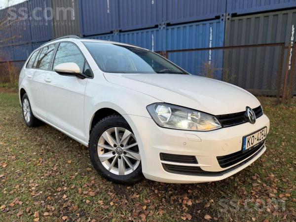 White Volkswagen Golf 2017 in Riga, with an engine capacity of 1.60 L and mileage of 234 thousand km for 6990 €, photo 4 on AUTOMOTO.COM.LV