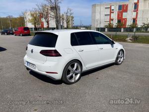 Balts Volkswagen Golf 2017 Tallina, ar dzinēja tilpumu 1.40 L un nobraukumu 145 tūkst. km par 14000 €, foto 4 vietnē AUTOMOTO.COM.LV