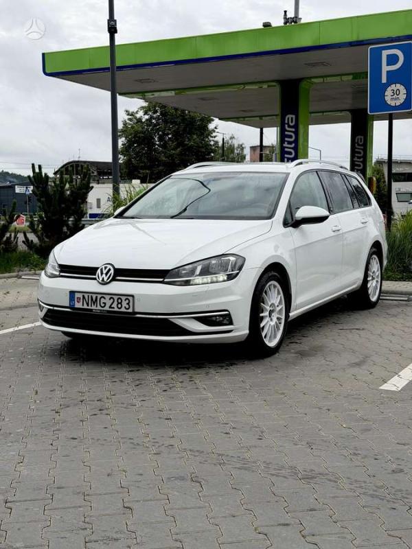 Balts Volkswagen Golf 2017 Viļņa, ar dzinēja tilpumu 1.60 L un nobraukumu 151 tūkst. km par 8600 €, foto  vietnē AUTOMOTO.COM.LV