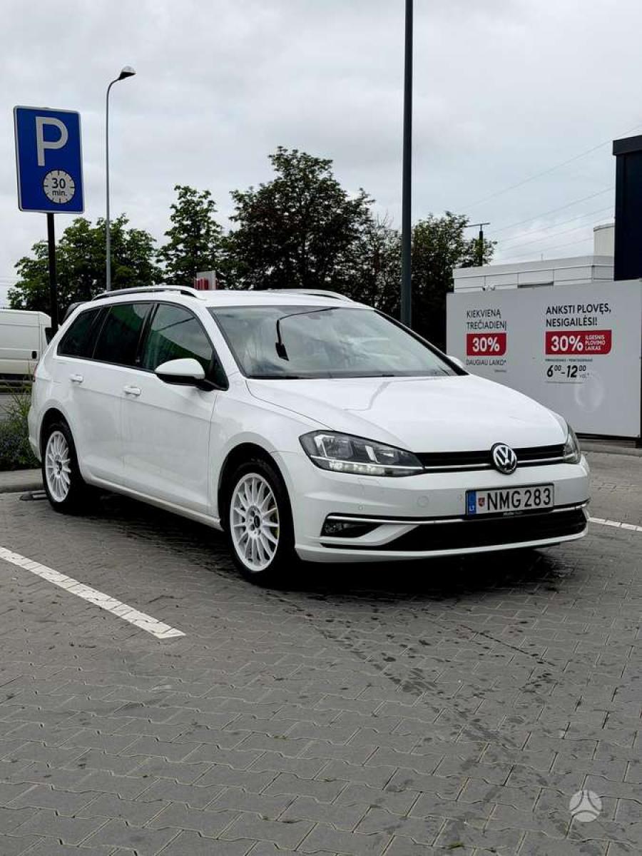 Balts Volkswagen Golf 2017 Viļņa, ar dzinēja tilpumu 1.60 L un nobraukumu 151 tūkst. km par 8600 €, foto 4 vietnē AUTOMOTO.COM.LV