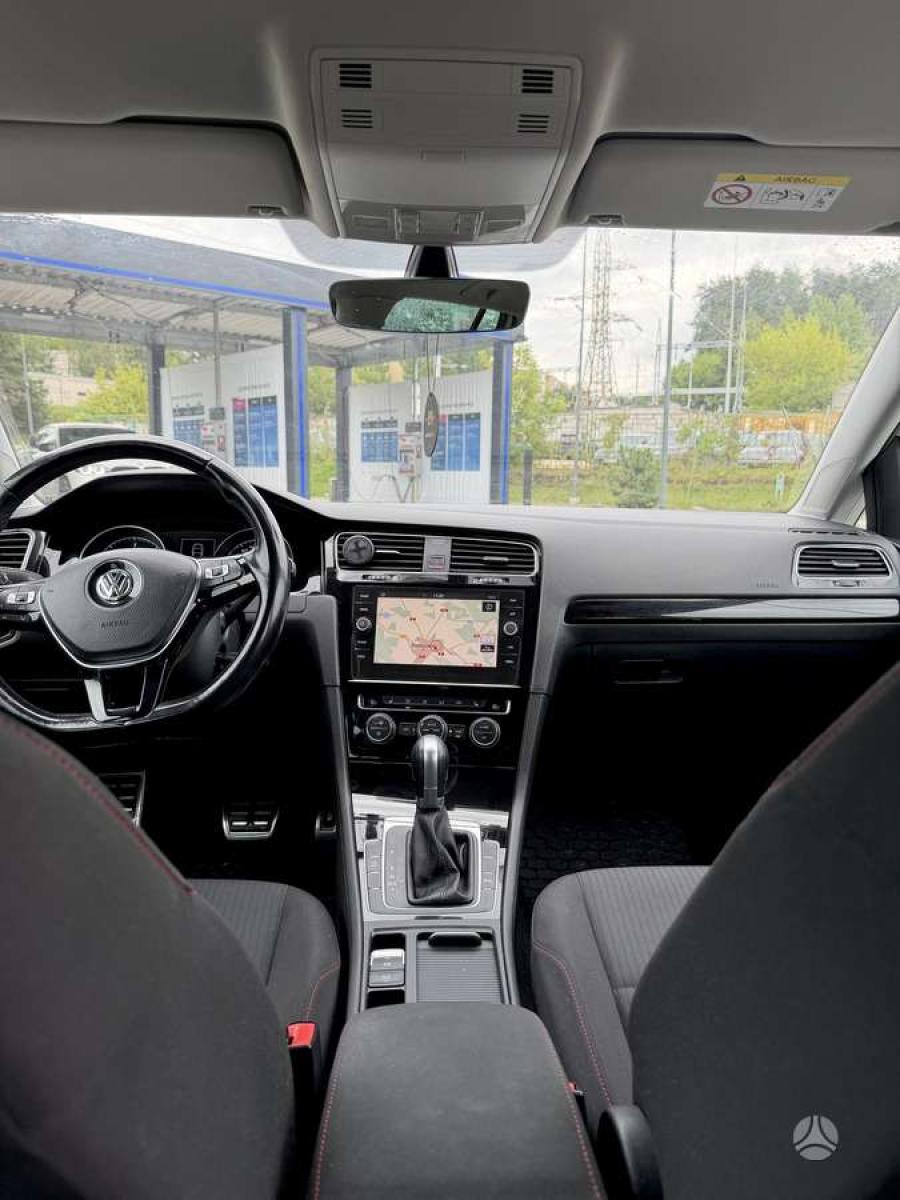 Balts Volkswagen Golf 2017 Viļņa, ar dzinēja tilpumu 1.60 L un nobraukumu 151 tūkst. km par 8600 €, foto 7 vietnē AUTOMOTO.COM.LV