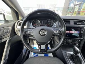 Balts Volkswagen Golf 2017 Šauļi, ar dzinēja tilpumu 1.60 L un nobraukumu 214 tūkst. km par 8900 €, foto 15 vietnē AUTOMOTO.COM.LV