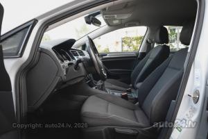 White Volkswagen Golf 2017 in Tartu, with an engine capacity of 1.60 L and mileage of 238 thousand km for 8699 €, photo 11 on AUTOMOTO.COM.LV