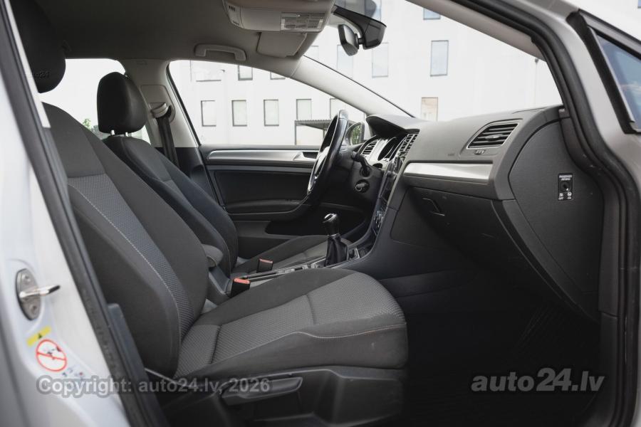 White Volkswagen Golf 2017 in Tartu, with an engine capacity of 1.60 L and mileage of 238 thousand km for 8699 €, photo 13 on AUTOMOTO.COM.LV