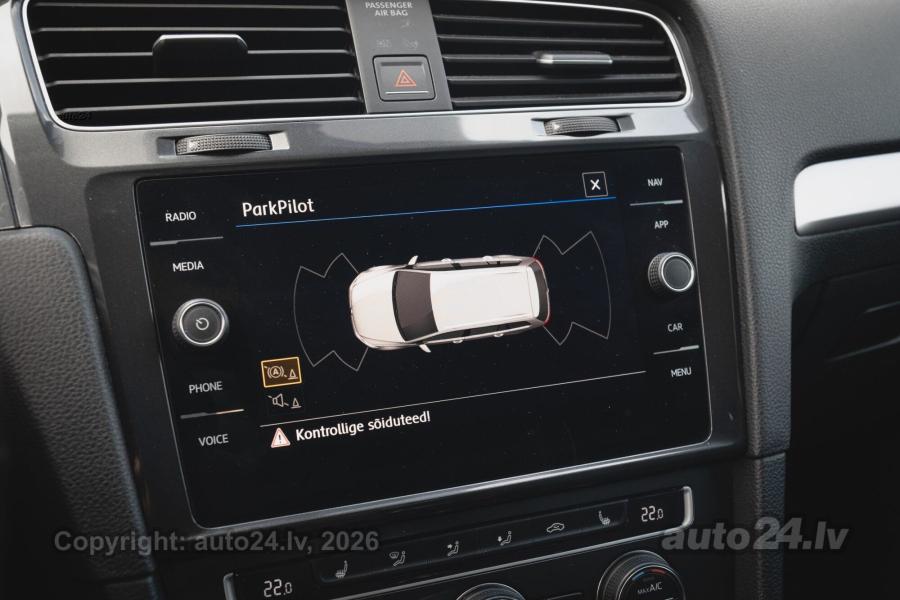 White Volkswagen Golf 2017 in Tartu, with an engine capacity of 1.60 L and mileage of 238 thousand km for 8699 €, photo 23 on AUTOMOTO.COM.LV