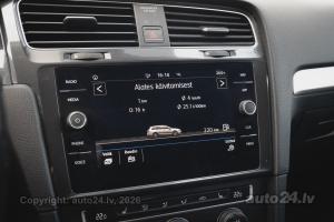 White Volkswagen Golf 2017 in Tartu, with an engine capacity of 1.60 L and mileage of 238 thousand km for 8699 €, photo 24 on AUTOMOTO.COM.LV