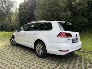 White Volkswagen Golf 2017 in Vilnius, with an engine capacity of 1.40 L and mileage of 180 thousand km for 8950 €, photo 4 on AUTOMOTO.COM.LV