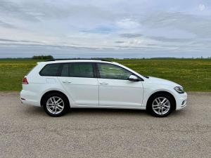 White Volkswagen Golf 2017 in Vilkaviskis, with an engine capacity of 1.97 L and mileage of 239 thousand km for 9700 €, photo 6 on AUTOMOTO.COM.LV