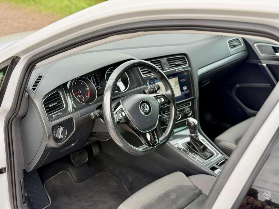 Balts Volkswagen Golf 2017 Vilkaviškis, ar dzinēja tilpumu 1.97 L un nobraukumu 239 tūkst. km par 9700 €, foto 11 vietnē AUTOMOTO.COM.LV