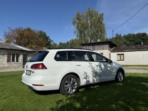 White Volkswagen Golf 2017 in Parnu, with an engine capacity of 0.00 L and mileage of 207 thousand km for 8100 €, photo 14 on AUTOMOTO.COM.LV