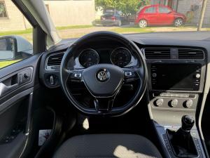 White Volkswagen Golf 2017 in Parnu, with an engine capacity of 0.00 L and mileage of 207 thousand km for 8100 €, photo 19 on AUTOMOTO.COM.LV