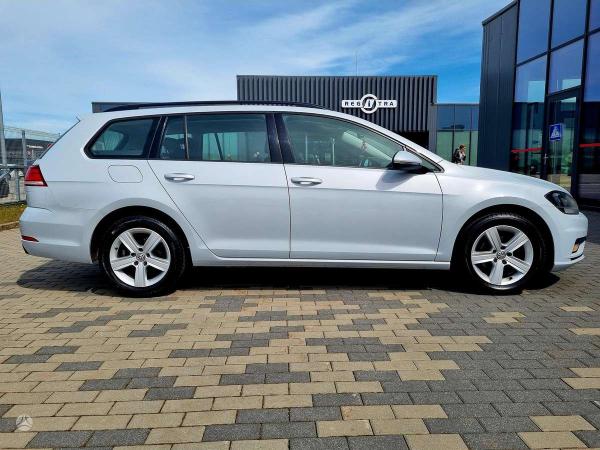 Balts Volkswagen Golf 2017 Šauļi, ar dzinēja tilpumu 1.60 L un nobraukumu 314 tūkst. km par 7900 €, foto 7 vietnē AUTOMOTO.COM.LV