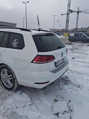 Balts Volkswagen Golf 2018 Viļņa, ar dzinēja tilpumu 1.60 L un nobraukumu 185 tūkst. km par 8900 €, foto 4 vietnē AUTOMOTO.COM.LV