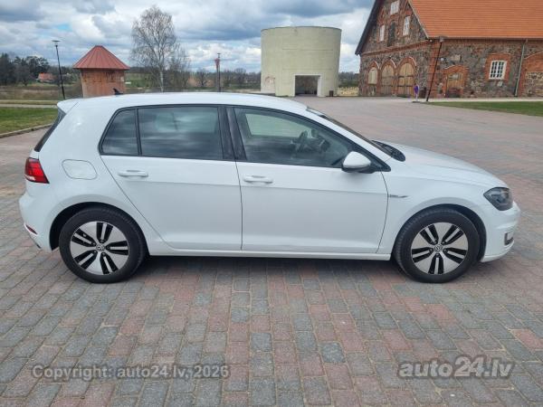 Balts Volkswagen Golf 2018 Pelva, ar dzinēja tilpumu 0.00 L un nobraukumu 180 tūkst. km par 9990 €, foto 2 vietnē AUTOMOTO.COM.LV