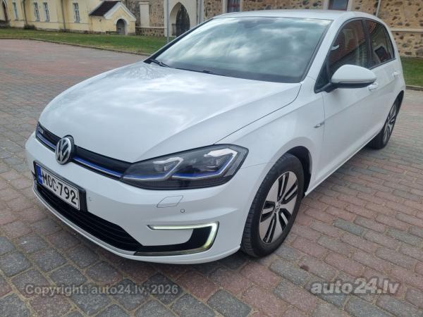 Balts Volkswagen Golf 2018 Pelva, ar dzinēja tilpumu 0.00 L un nobraukumu 180 tūkst. km par 9990 €, foto 6 vietnē AUTOMOTO.COM.LV