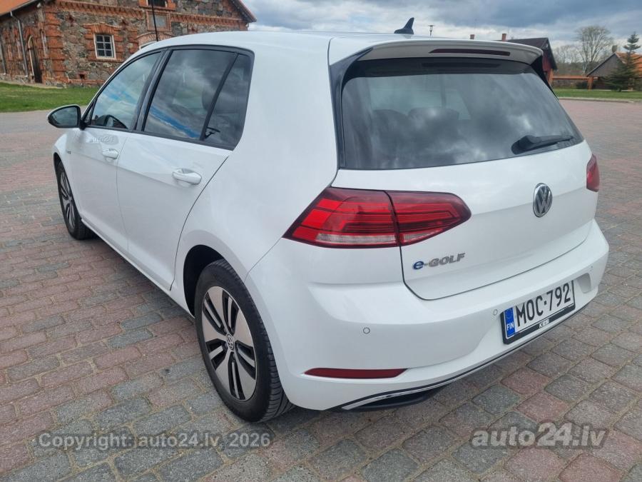 Balts Volkswagen Golf 2018 Pelva, ar dzinēja tilpumu 0.00 L un nobraukumu 180 tūkst. km par 9990 €, foto 19 vietnē AUTOMOTO.COM.LV
