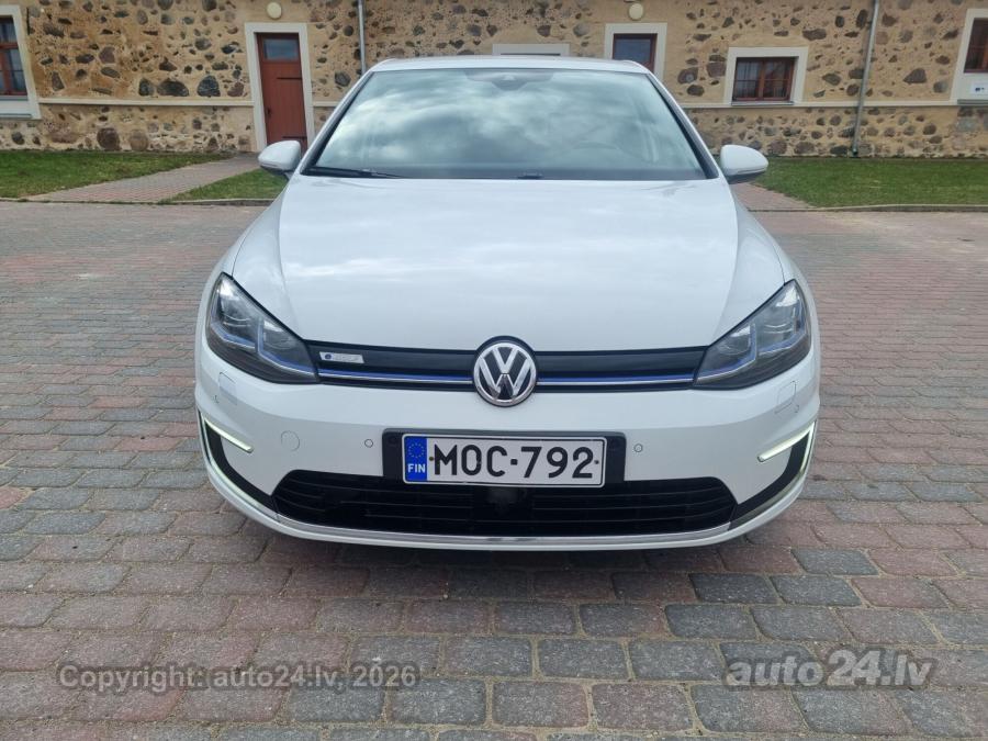 Balts Volkswagen Golf 2018 Pelva, ar dzinēja tilpumu 0.00 L un nobraukumu 180 tūkst. km par 9990 €, foto 20 vietnē AUTOMOTO.COM.LV